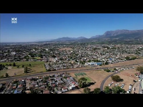 Sunrisers Eastern Cape win the toss and choose to bowl first | SuperSport