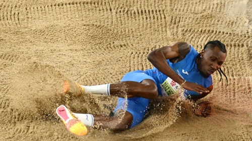 Italy's Diaz dominates triple jump for opening world indoor gold ...