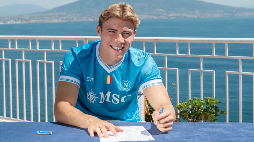 Napoli sign Hojlund on loan from Manchester United | SuperSport
