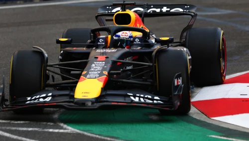 Verstappen wins Azerbaijan GP as Piastri crashes out | SuperSport
