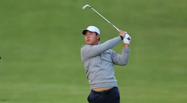 Tom Kim has 'full-in' mud bath during PGA first round | SuperSport