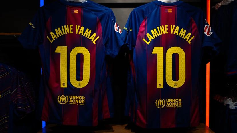 Yamal takes iconic Barcelona number 10 shirt | SuperSport