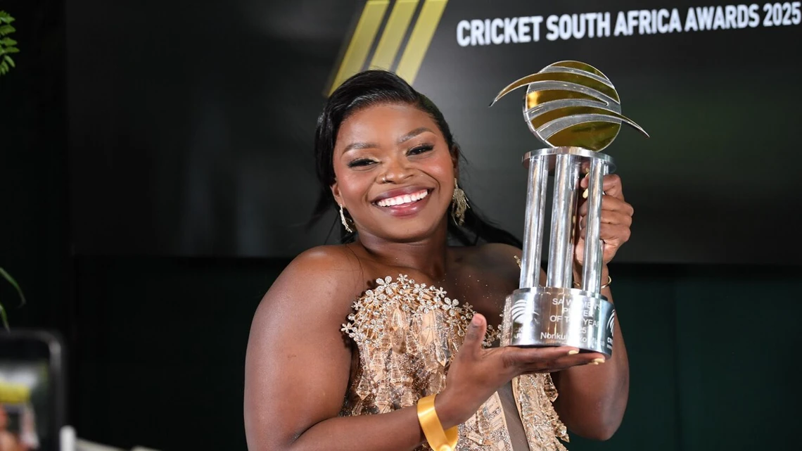 Mlaba and Maharaj take top honours at CSA Awards | SuperSport