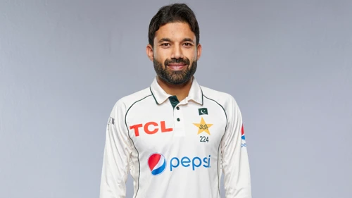 Australia retain line-up, Pakistan replace Sarfaraz with Rizwan ...