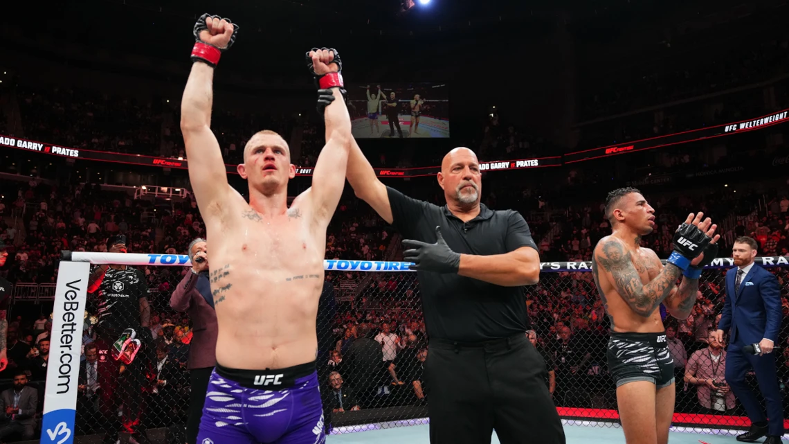 Machado Garry holds on for victory | SuperSport