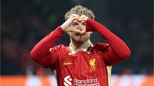 Super-sub Elliott hands Liverpool win over PSG in Champions League ...