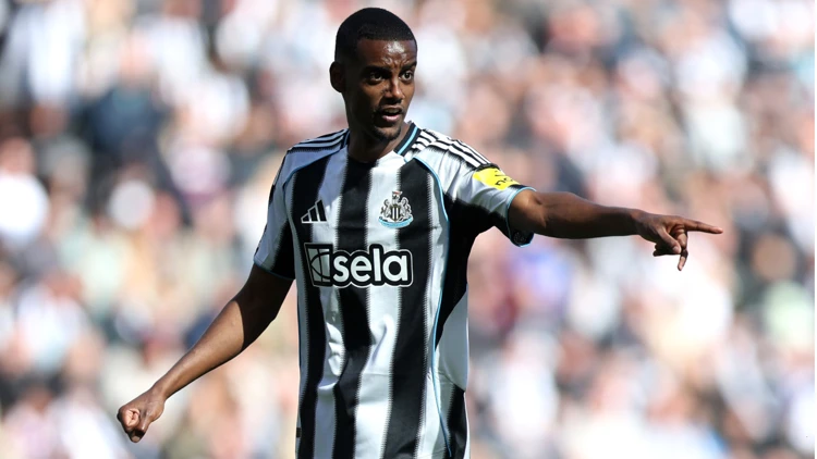 Liverpool eye blockbuster bid for Newcastle's Isak | SuperSport