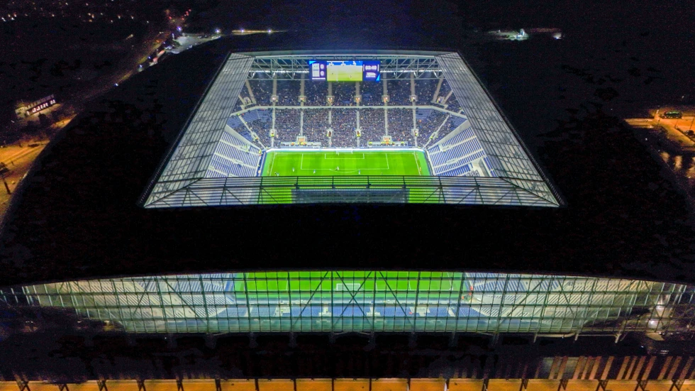 Everton's new stadium welcomes 10 000 fans for test event | SuperSport