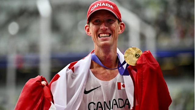 Walkers Dunfee and Perez enjoy golden start to world championships ...