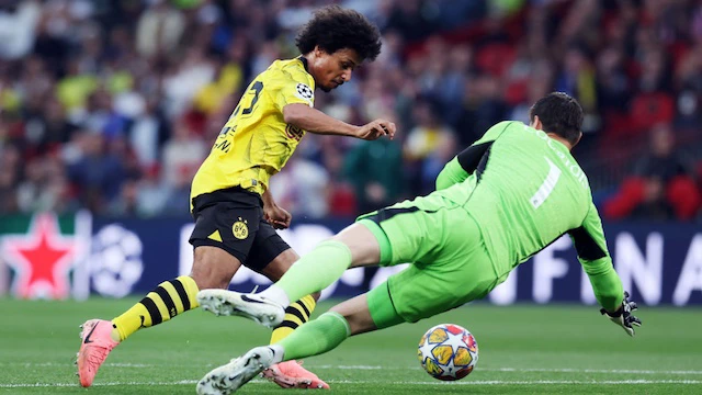 Thibaut Courtois Top Saves | Dortmund v Real Madrid | UEFA Champions ...