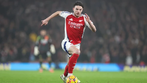 Rice seeks trophies as Arsenal chase down 'full throttle' Liverpool ...