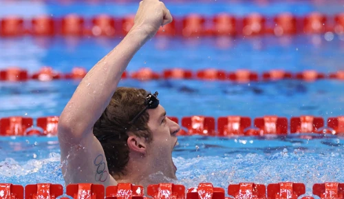 Armstrong wins men's 50m backstroke world title | SuperSport