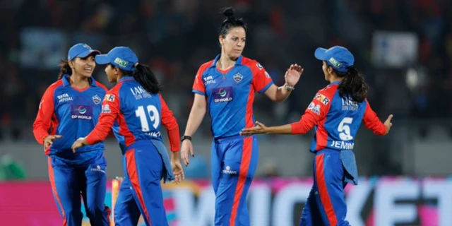 Gujarat take Giant step towards playoffs in thriller | cricket ...